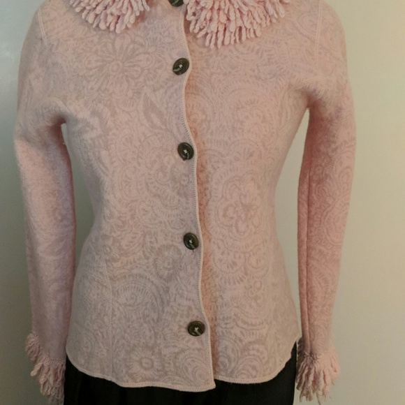 singrid olsen | Sweaters | Price Drop Awesome Stylish Sweater With Yarn ...